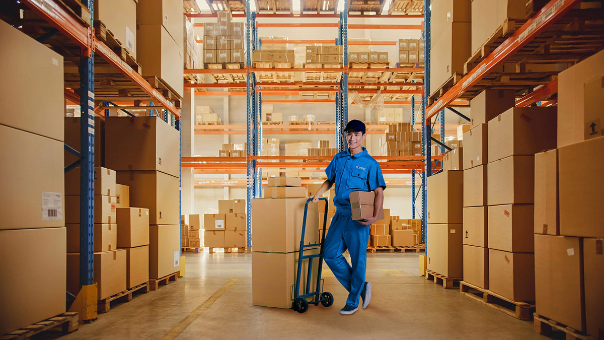 Deliver bulky & large items by pick-up trucks.